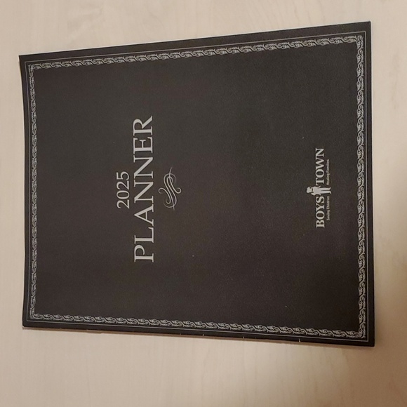 Unknown | Office | Dark Blue 225 Planner With Floral Design On Pages ...